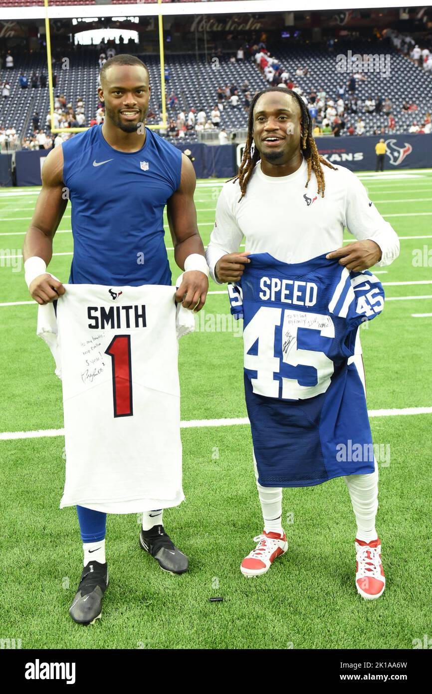 Indianapolis Colts linebacker E.J. Speed (45) and Houston Texans ...