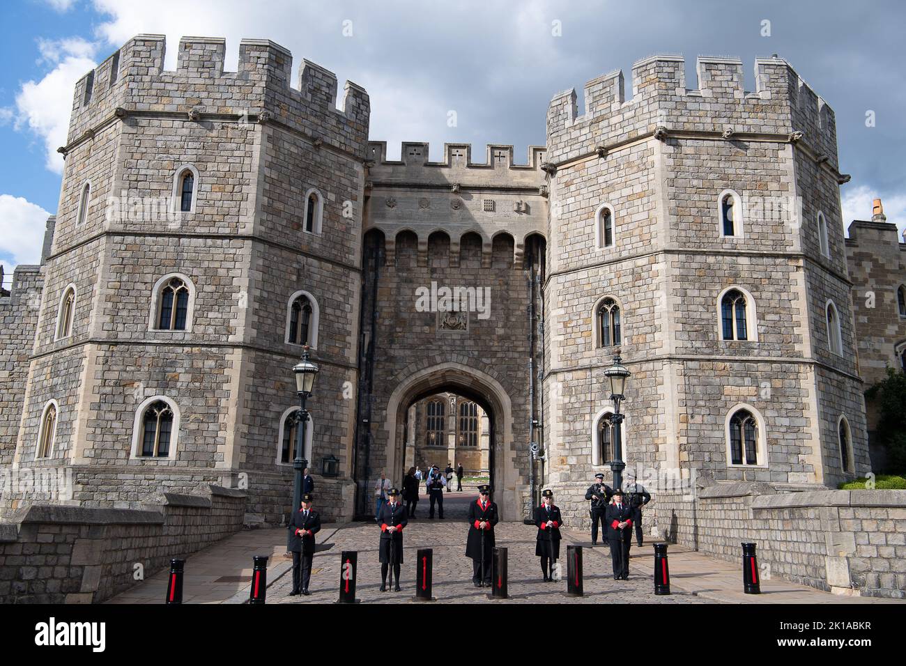 Windsor, Berkshire, UK. 16th September, 2022. A guard of honour by ...