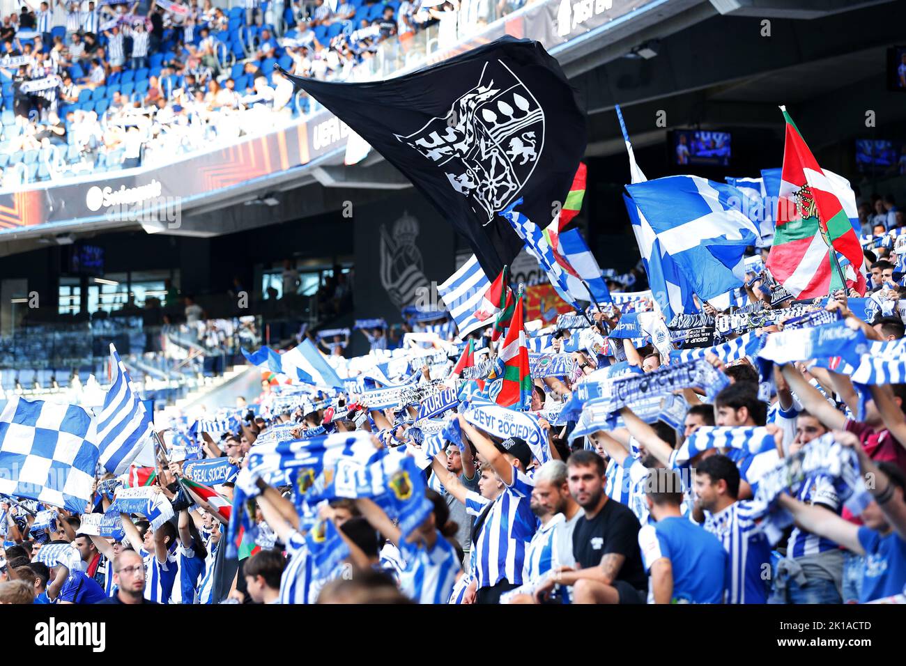 Real sociedad reale arena fans hi-res stock photography and images - Alamy