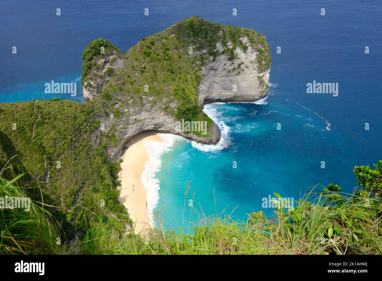 Indonesia Penida Island - Nusa Penida Kelingking Beach - Coastline ...