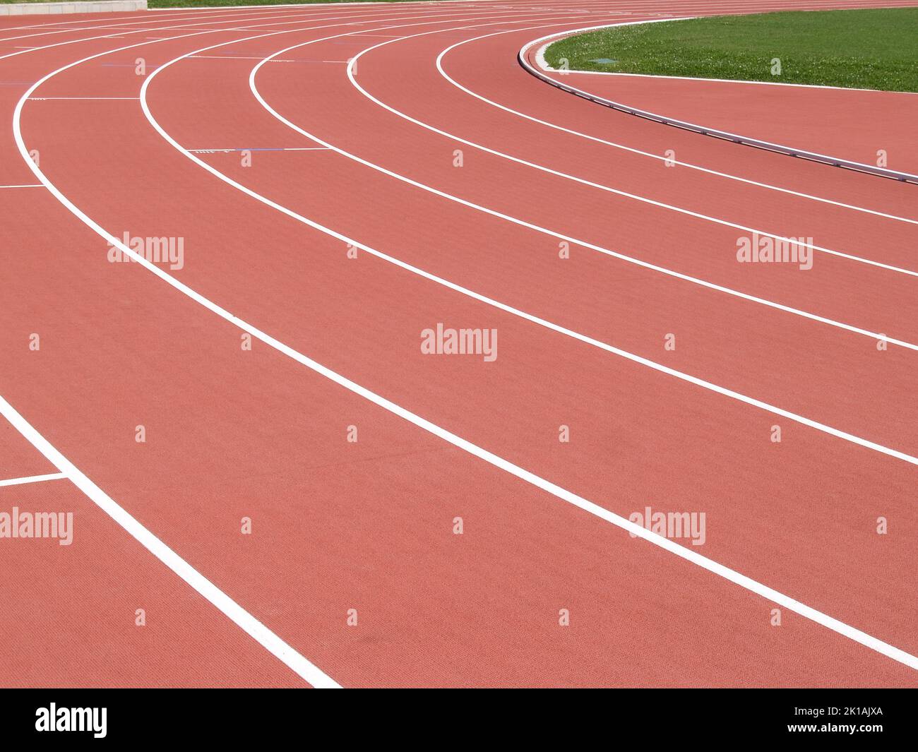 Athletics stadium marked track hi-res stock photography and images - Alamy