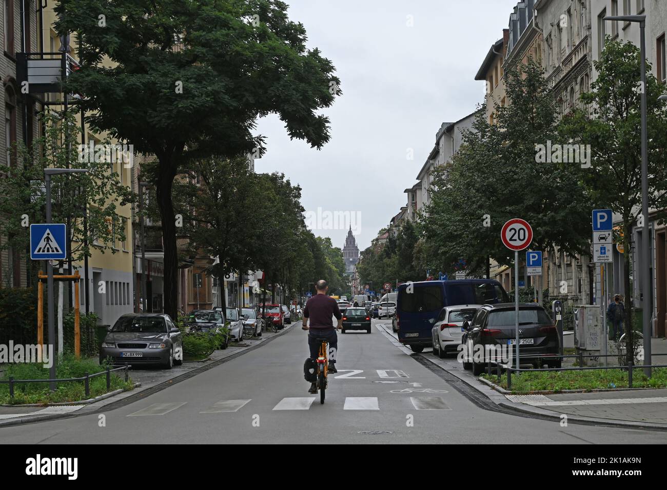 Mainz, Germany. 14th Sep, 2022. View of the cathedral from Boppstrasse ...