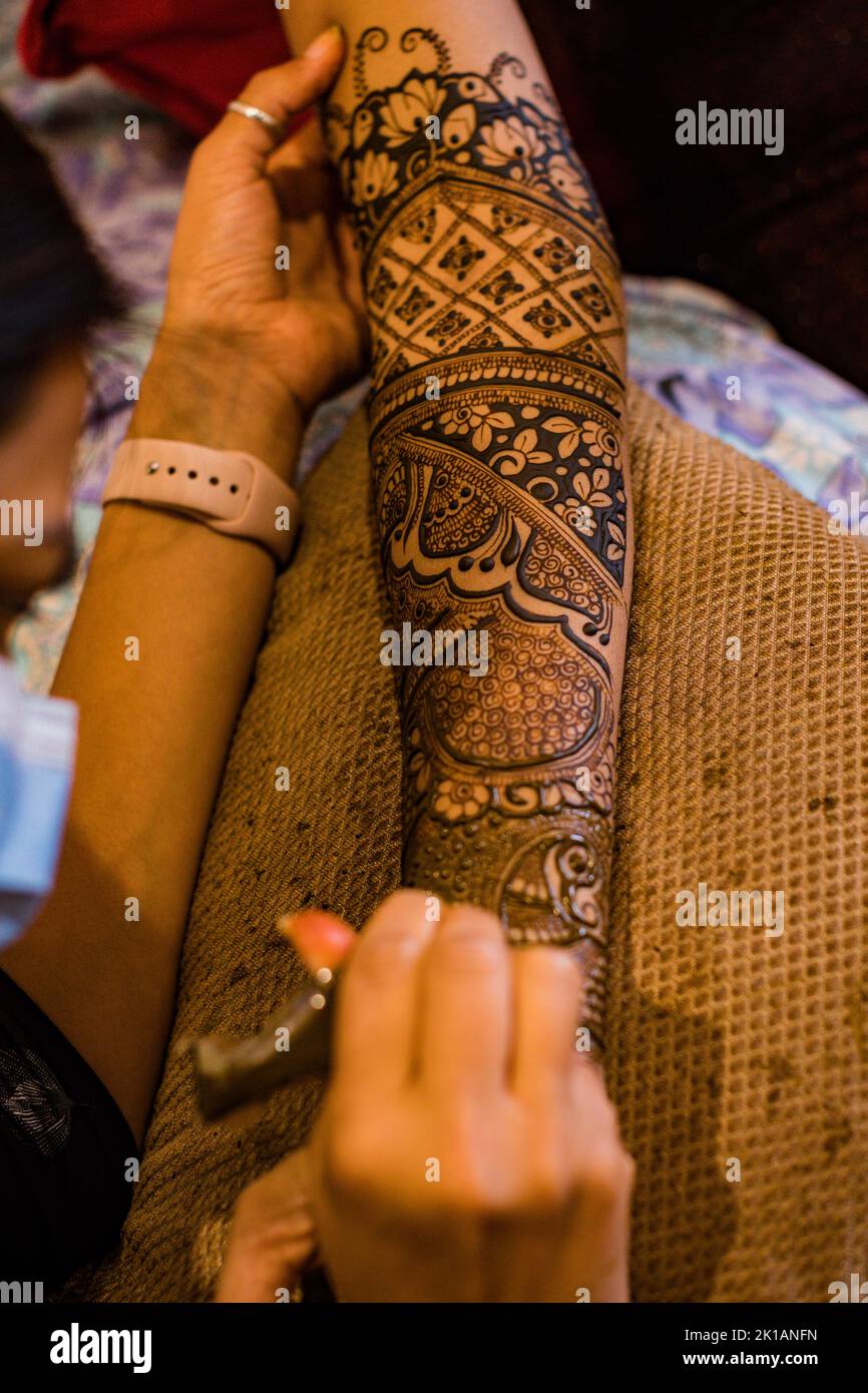 Mehendi Mehndi Sangeet Indian Wedding Tradition Ceremony At Mamta Pool ...