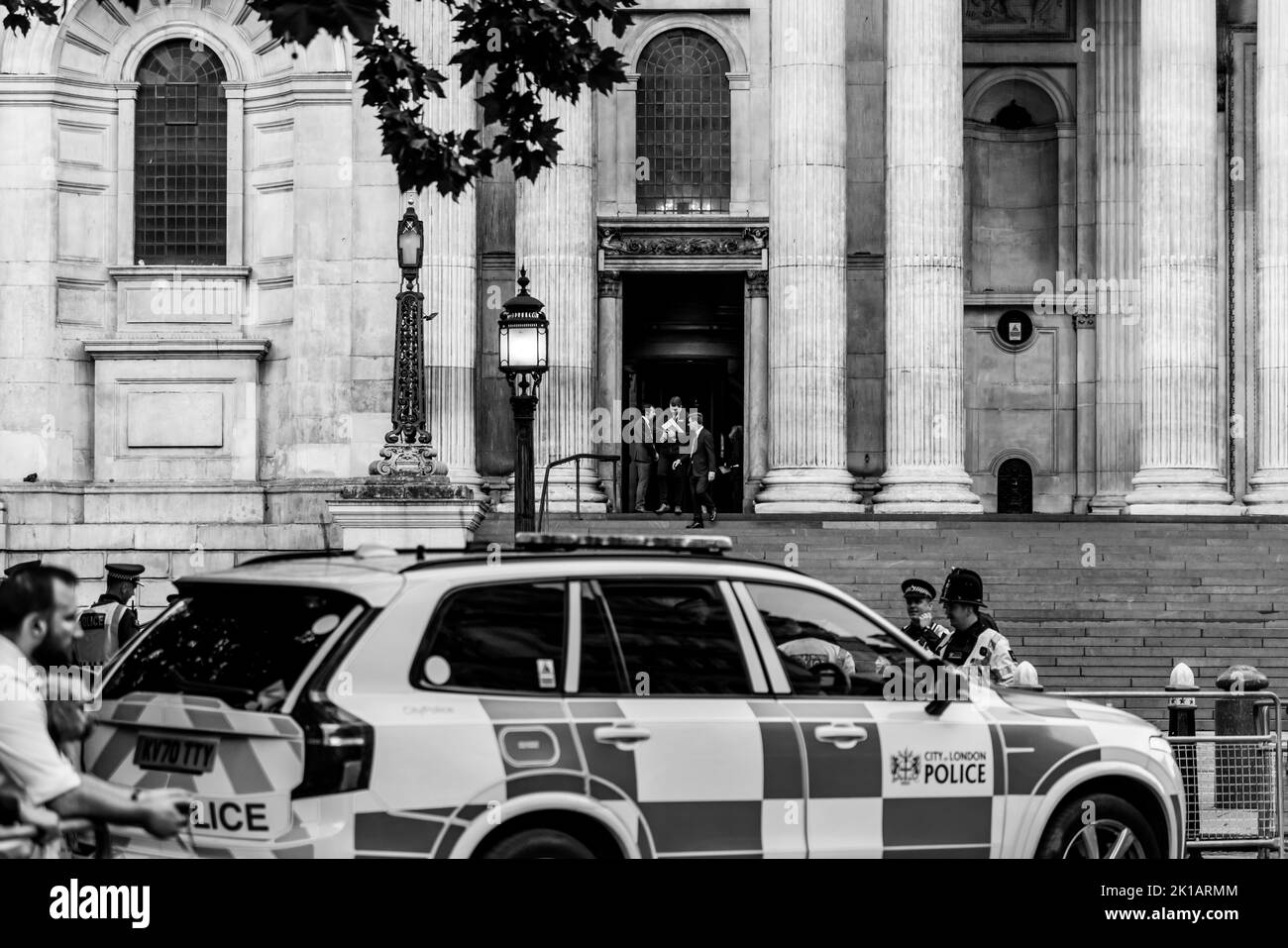 Around London during the mourning period for Queen Elizabeth II Stock ...