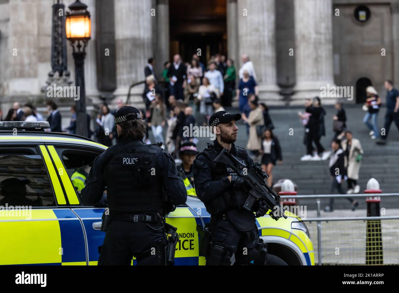Around London during the mourning period for Queen Elizabeth II Stock ...