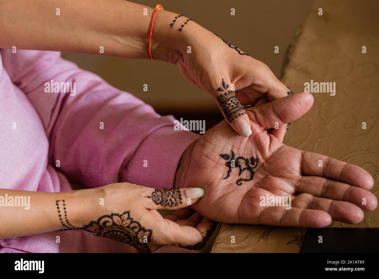 Mehendi Mehndi Sangeet Indian Wedding Tradition Ceremony At Mamta Pool ...