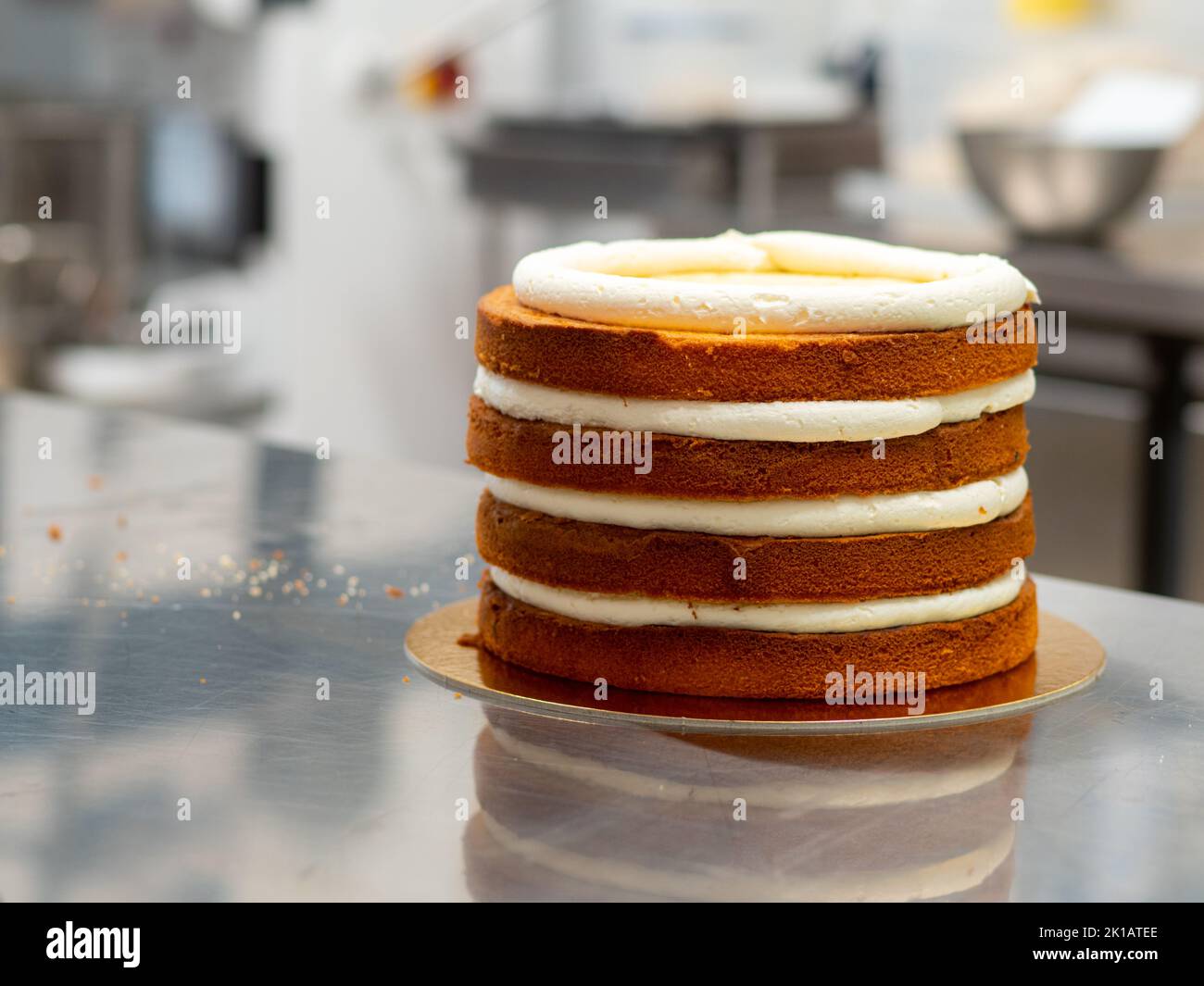 Preparation of a birthday cake Stock Photo - Alamy