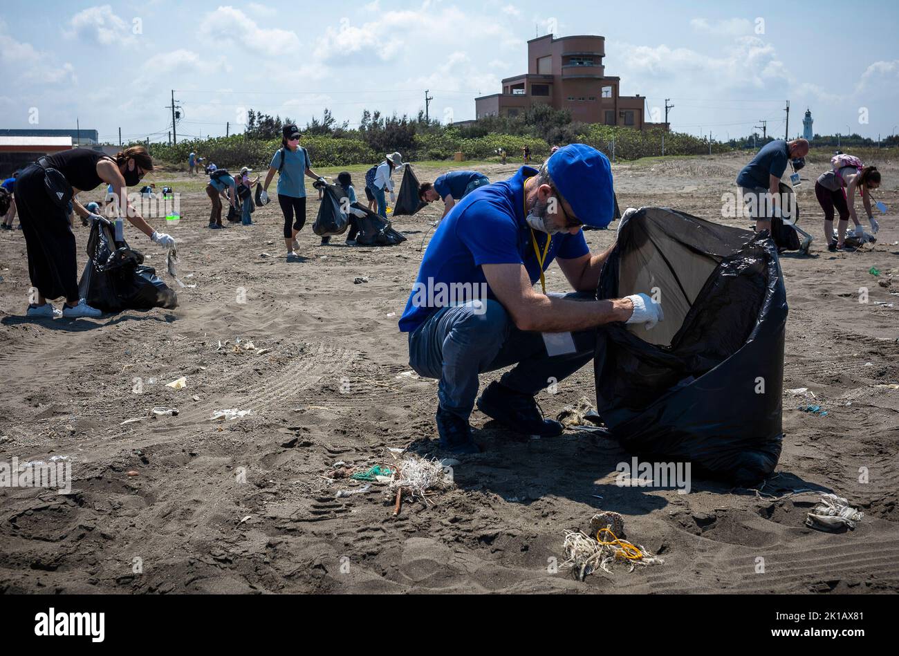 Taipei. 17th Sep, 2022. "We only have one ocean" beach cleanup day in ...