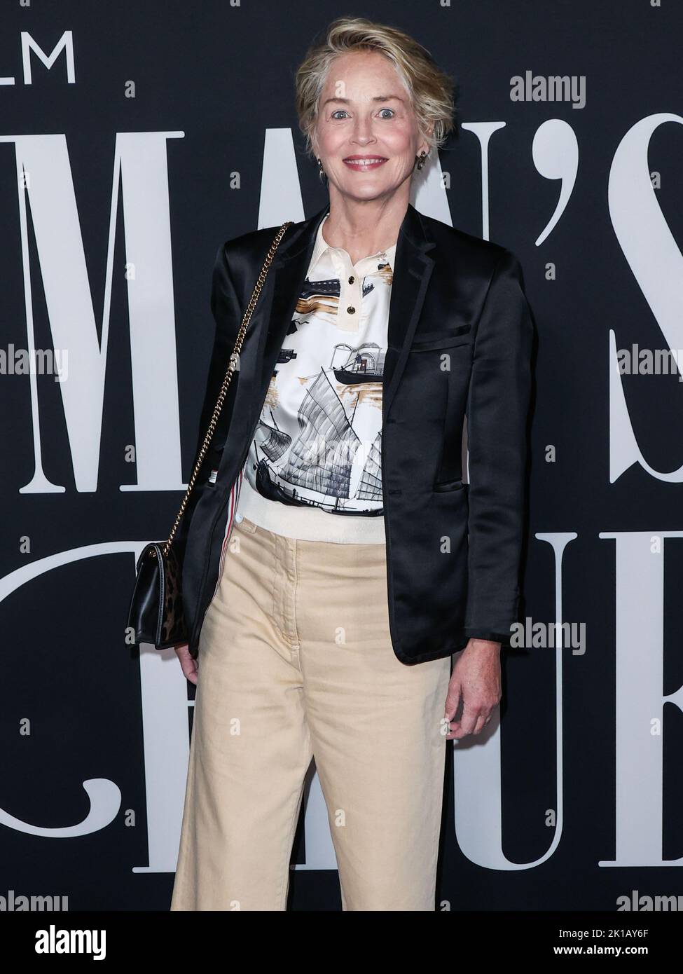 Hollywood, USA. 16th Sep, 2022. HOLLYWOOD, LOS ANGELES, CALIFORNIA, USA ...