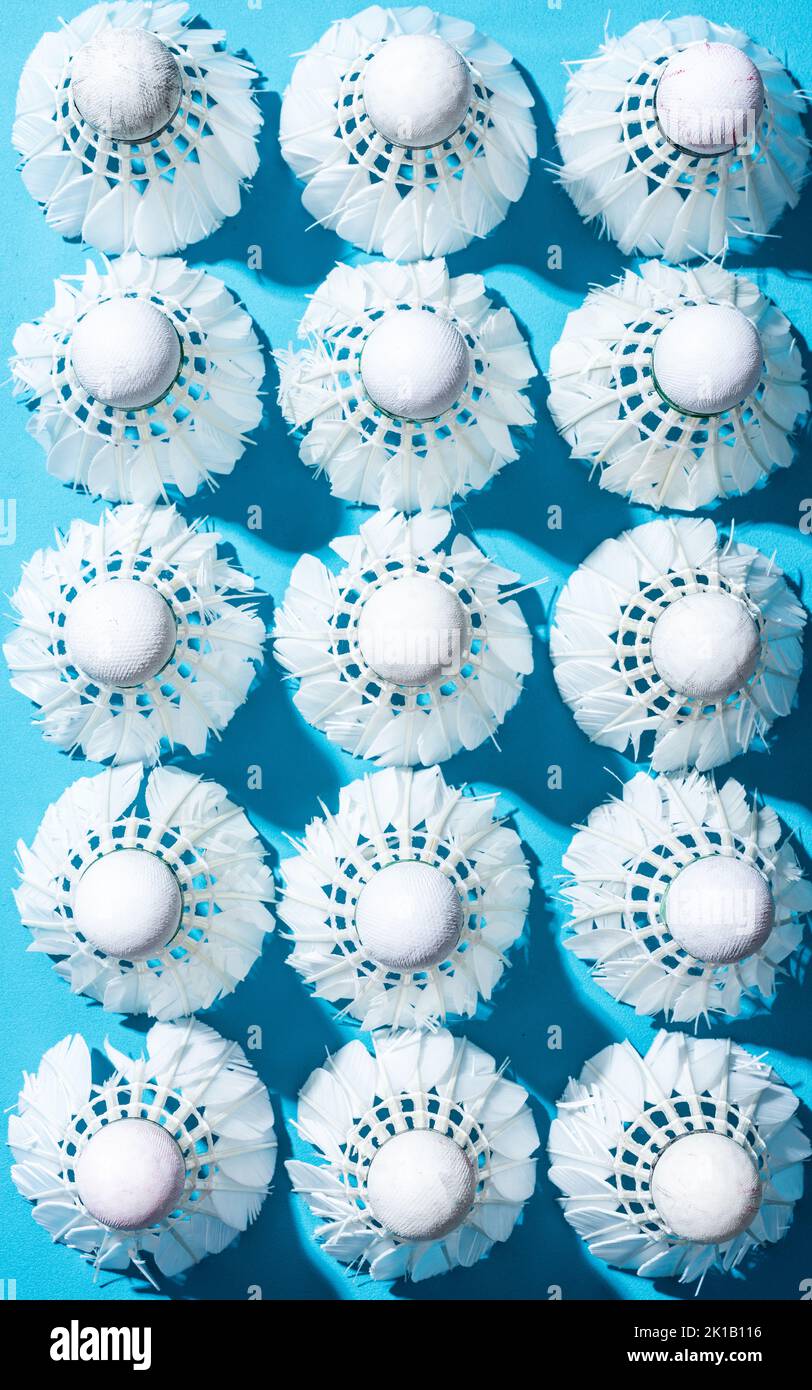 White feather badminton shuttlecock background Stock Photo - Alamy