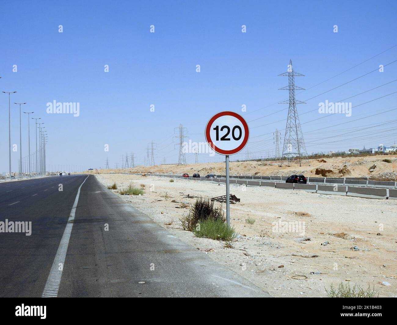 120 speed limit sign hi-res stock photography and images - Alamy