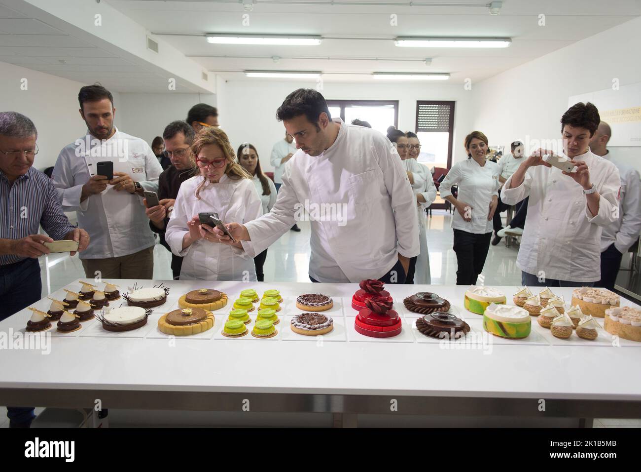 Frank Hasnoot International Pastry Chef Stock Photo - Alamy