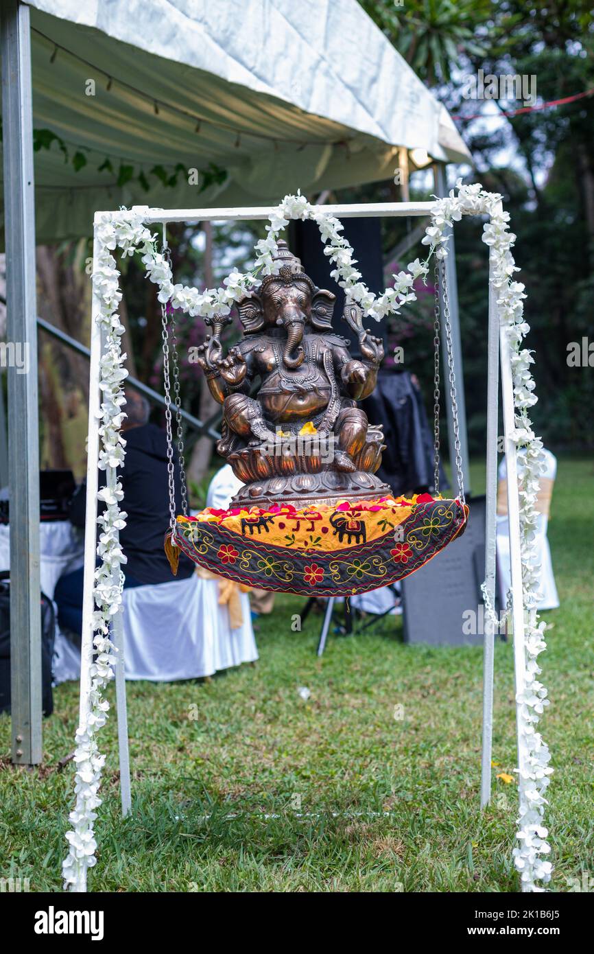 Kenyan Weddings Indian Asian Hindus Cultural heritage traditional ...