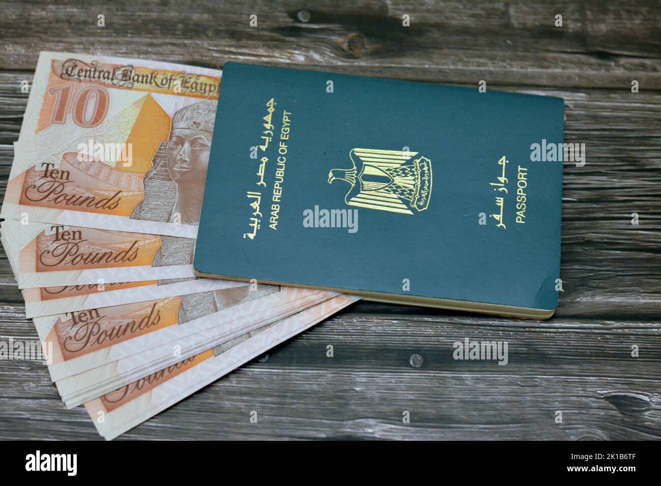 Egyptian passport with new polymer 10 EGP LE ten Egyptian pounds money ...
