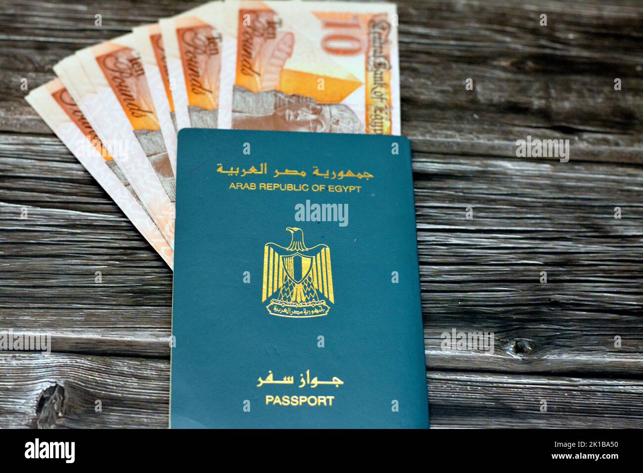 Egyptian passport with new polymer 10 EGP LE ten Egyptian pounds money ...