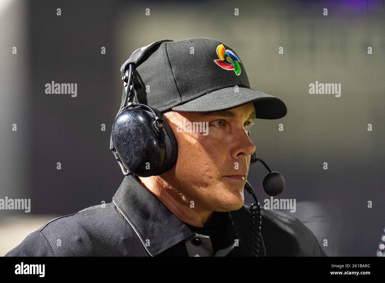Home plate umpire jon byrne hi-res stock photography and images - Alamy