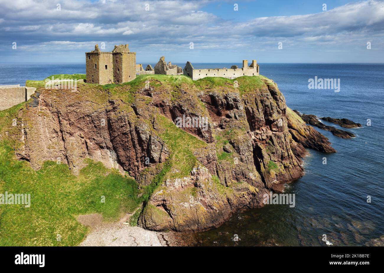 Dunnottar Castle is a ruined medieval Aberdeenshire, Stonehaven on the ...