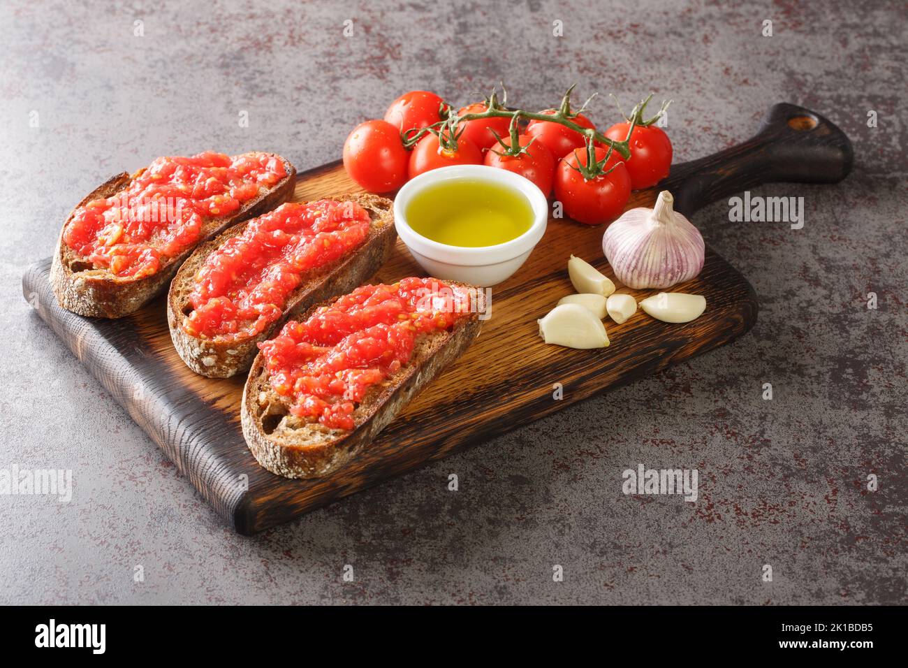 Spanish tomato toast pan tomaca or tostadas con tomate closeup on the ...