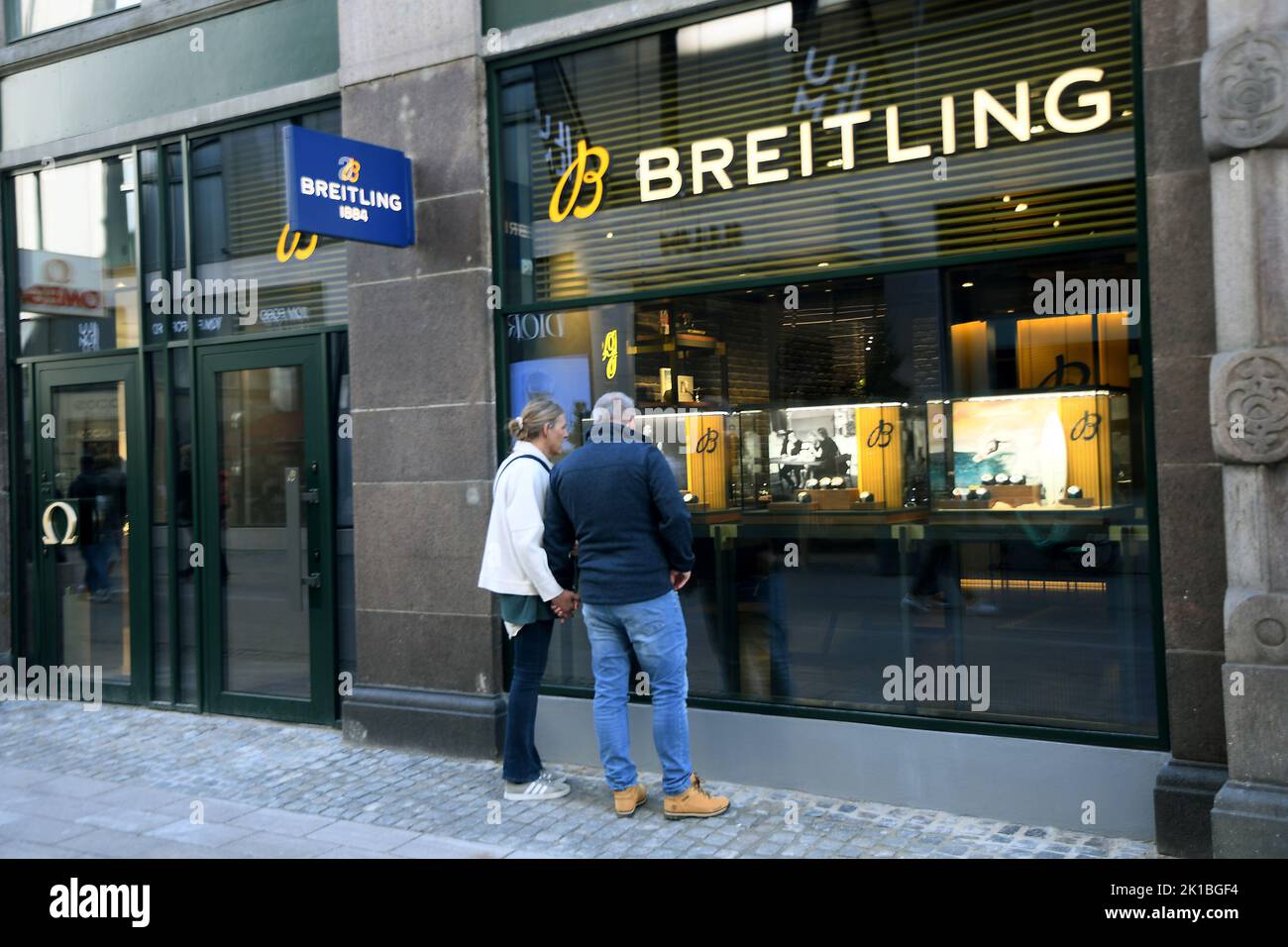 Copenhagen -Denmark -17 septmeber 2022- Window shoppers at Breitling ...