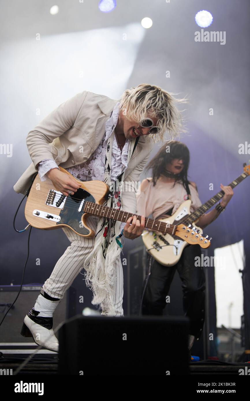 English performer, Barns Courtney, playing with his band at the ...