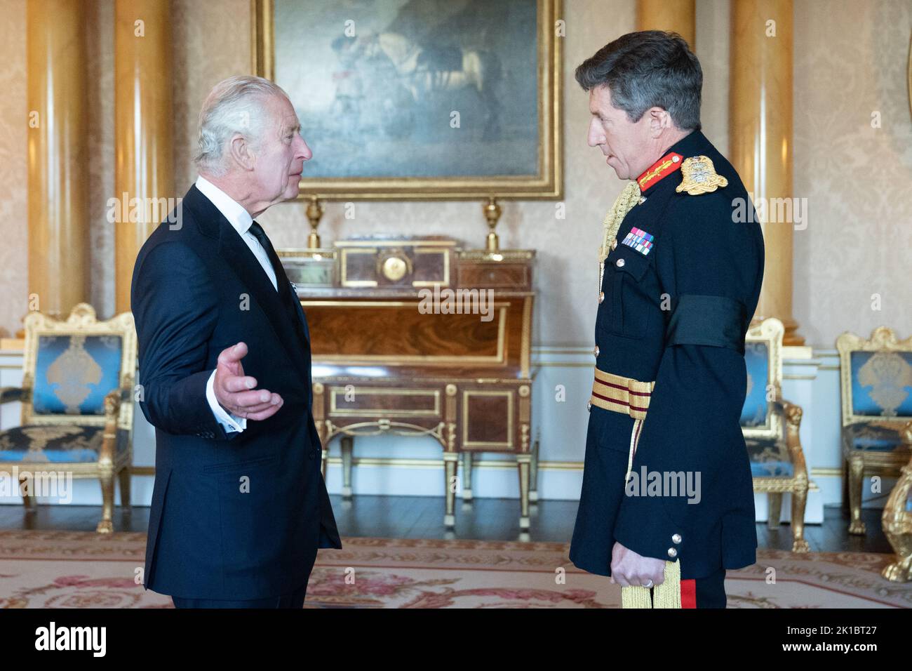 King Charles III greets Major General Gwyn Jenkins, Vice Chief of ...