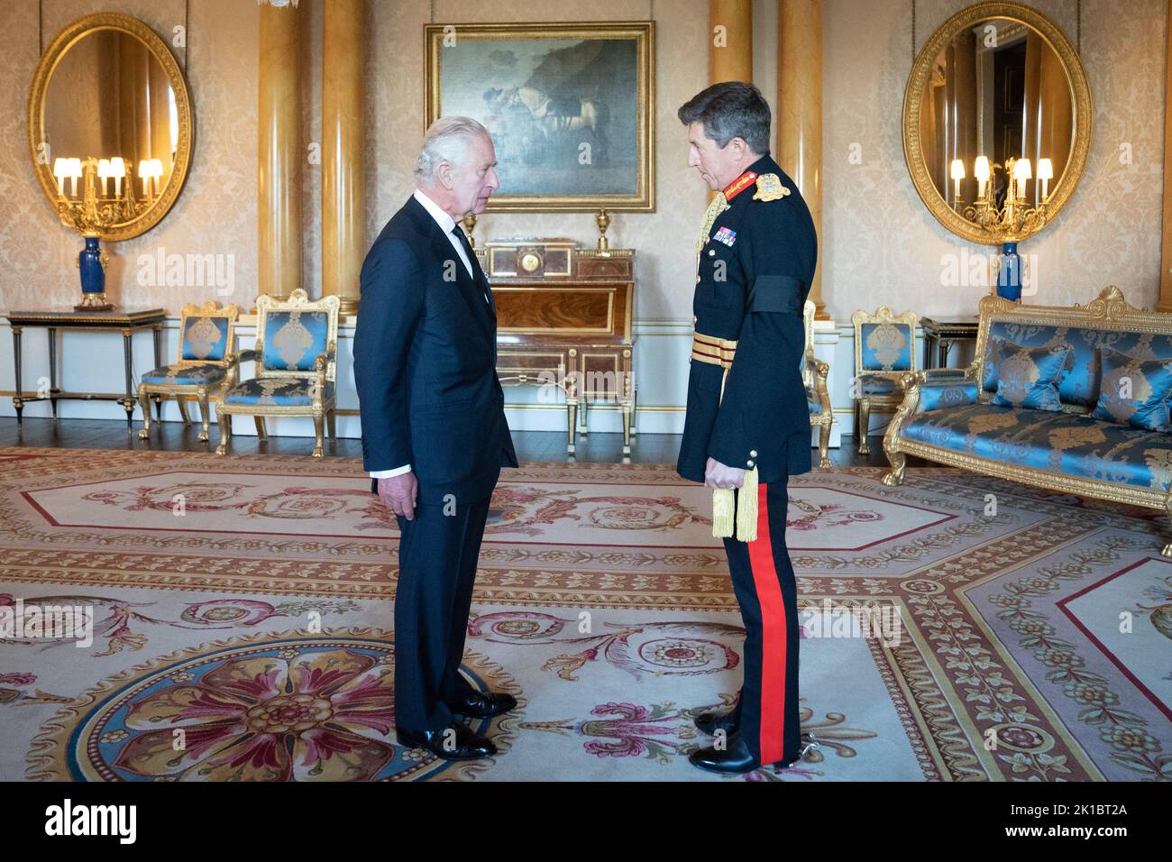 King Charles III greets Major General Gwyn Jenkins, Vice Chief of ...