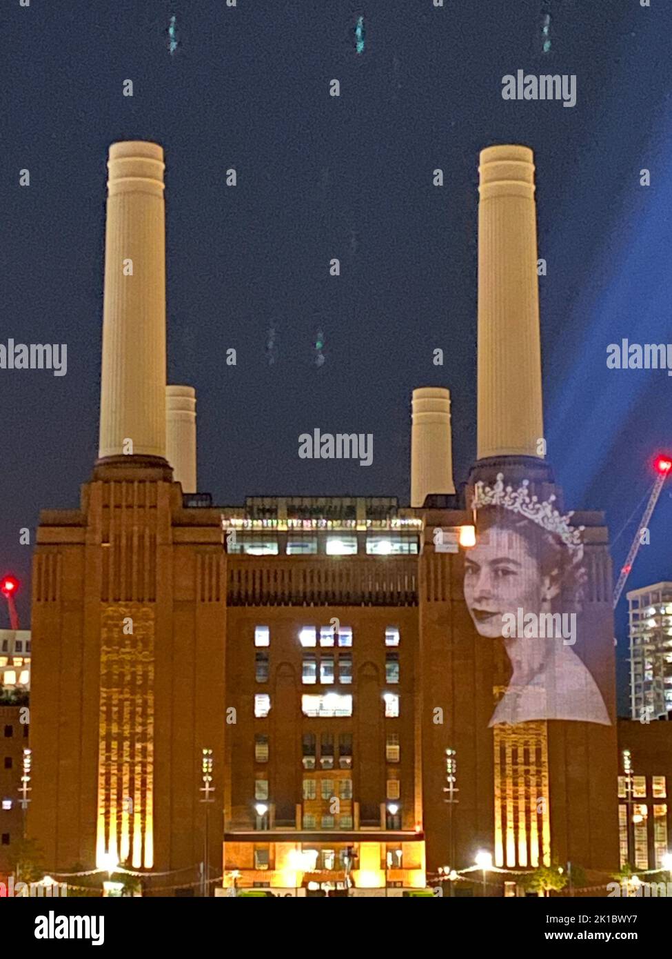 The queen elizabeth power station hi-res stock photography and images ...