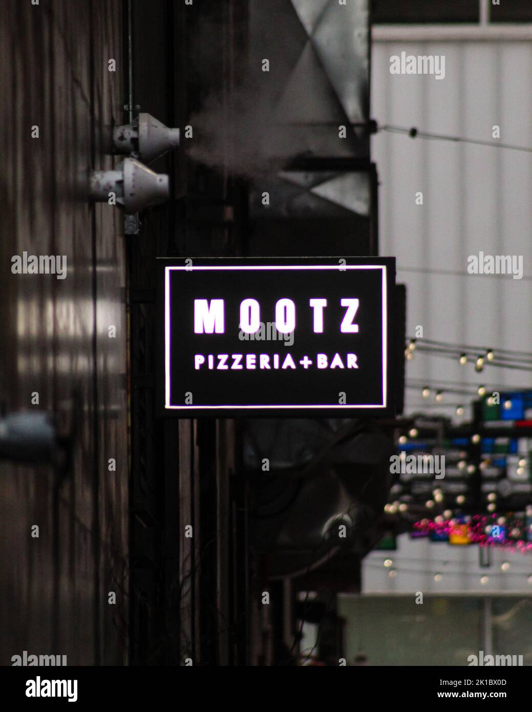Neon sign vertical hi-res stock photography and images - Alamy