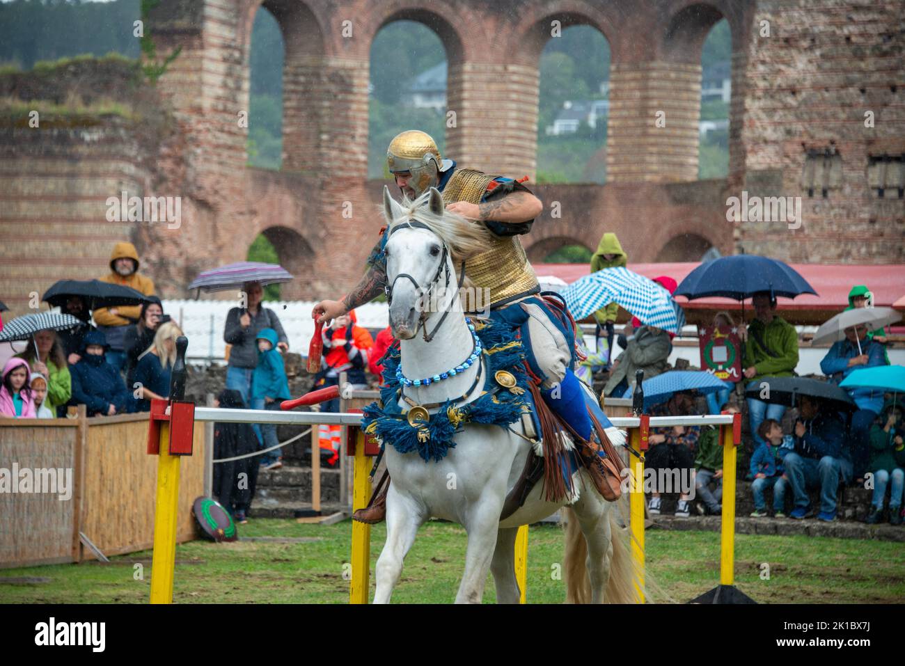 Trier, Germany. 17th Sep, 2022. A performer of a Roman horseman shows ...