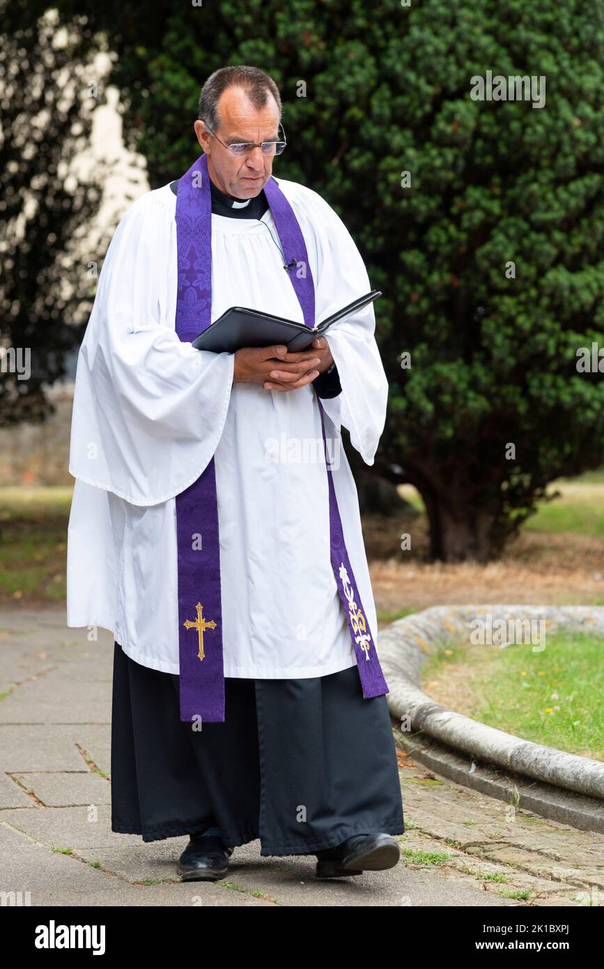 Reverend Paul Mackay leading the funeral for Archie Battersbee at St ...