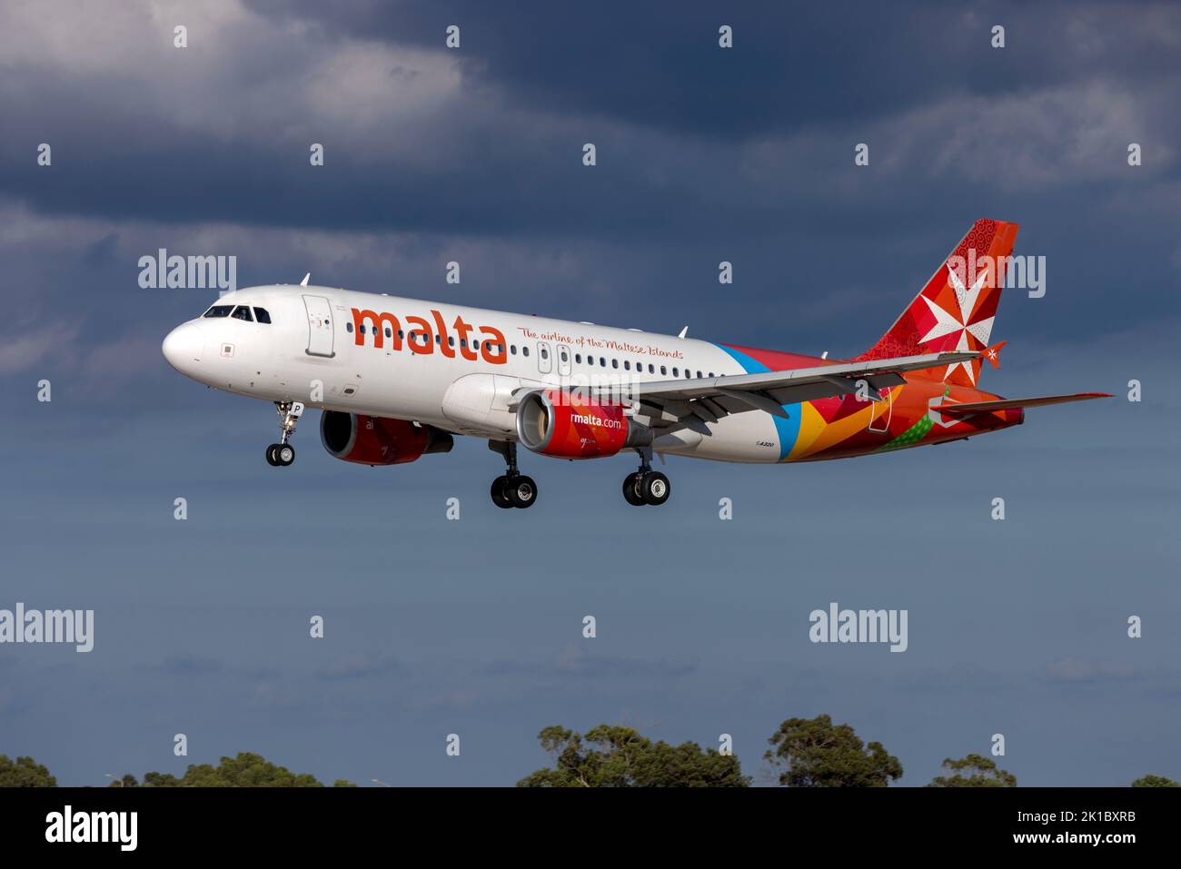 Air Malta Airbus A320-214 (REG: 9H-AEP) landing runway 31 Stock Photo ...