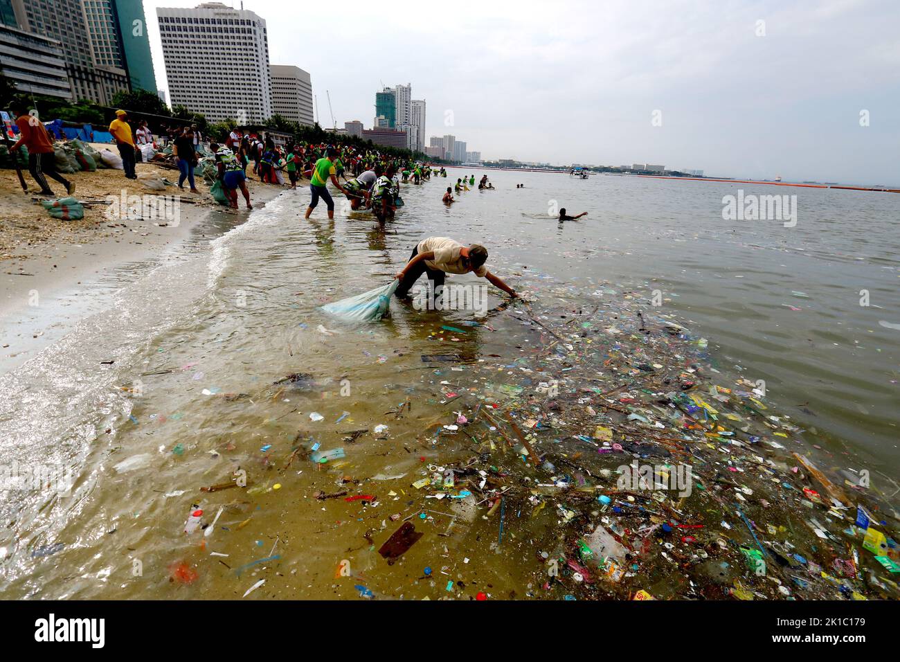 Clean up drive hi-res stock photography and images - Alamy