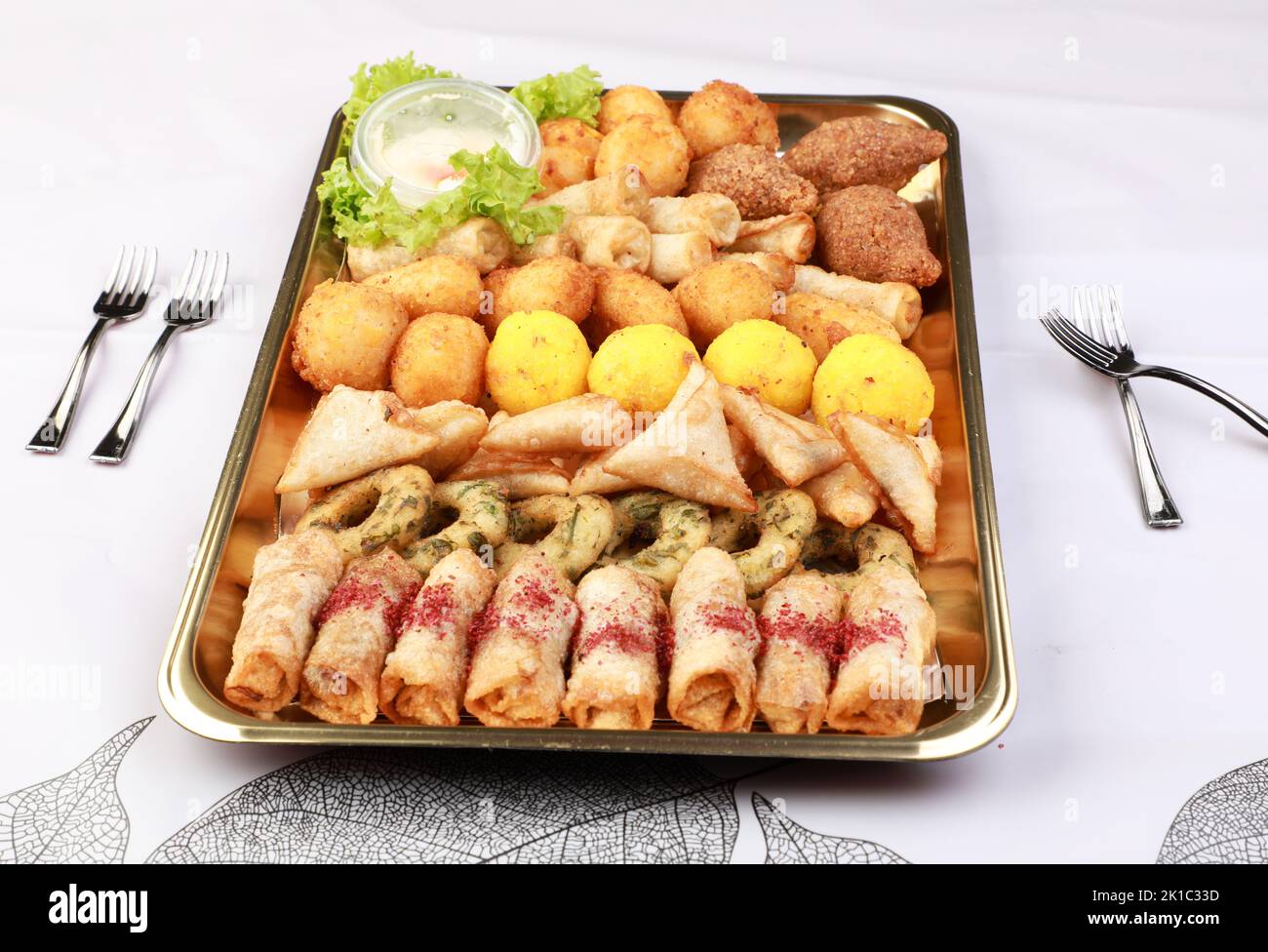 Middle eastern arabic samosa hi-res stock photography and images - Alamy