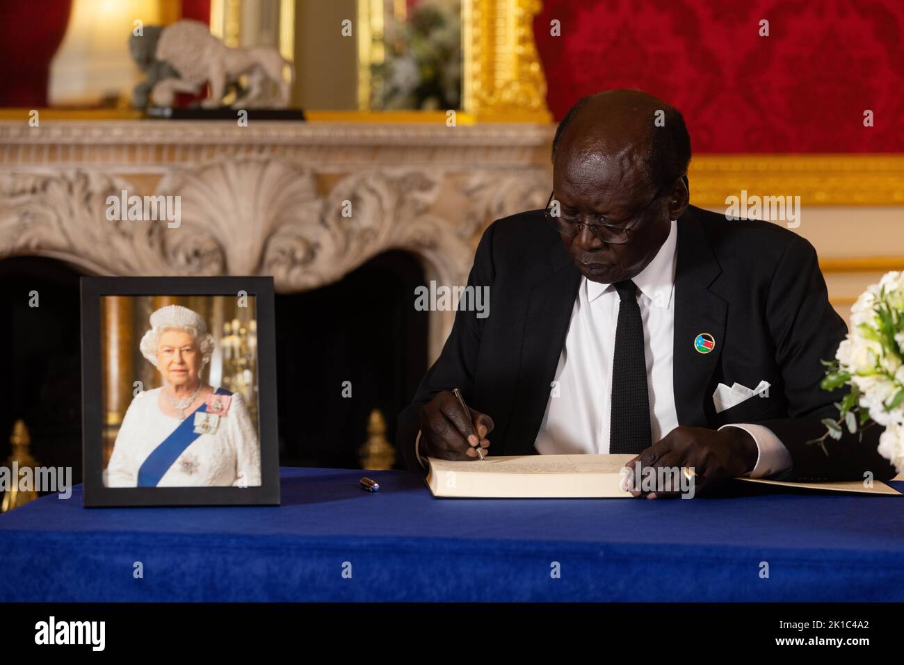 Dr barnaba marial benjamin hi-res stock photography and images - Alamy