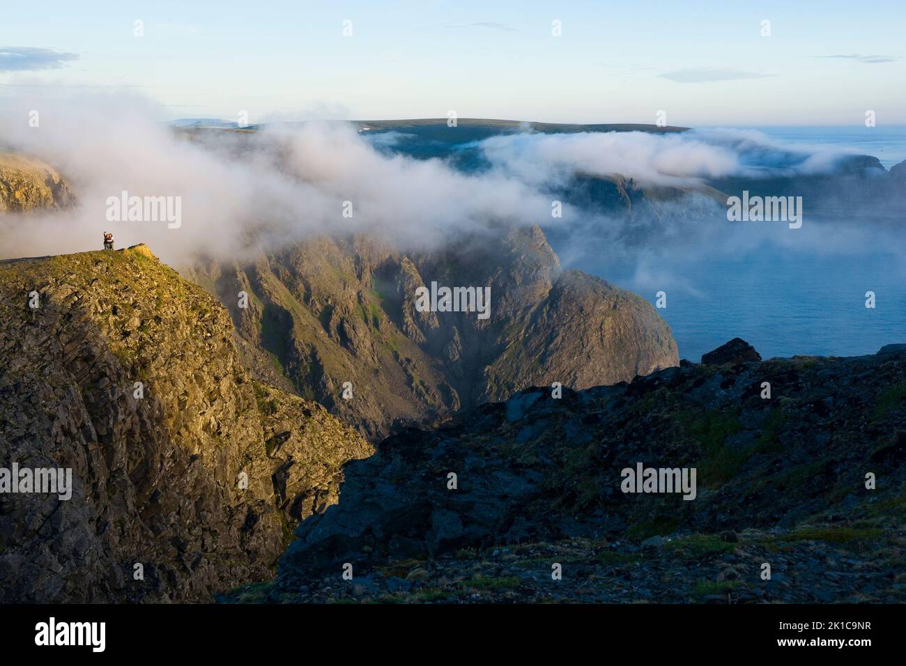 Midnight sun during polar day at Nordkapp, Norway Stock Photo - Alamy