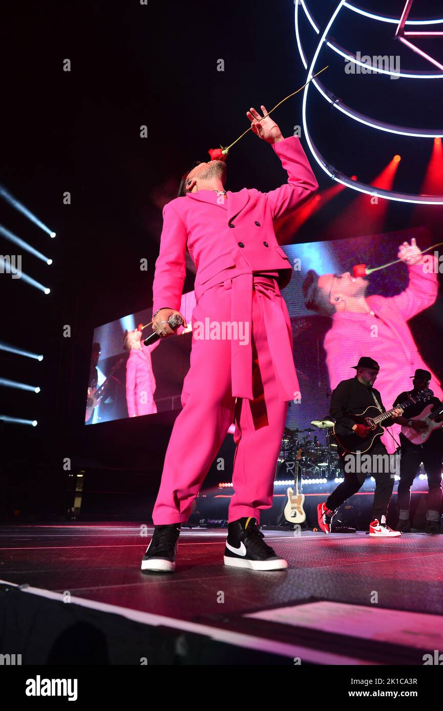 Classic tour hi-res stock photography and images - Alamy