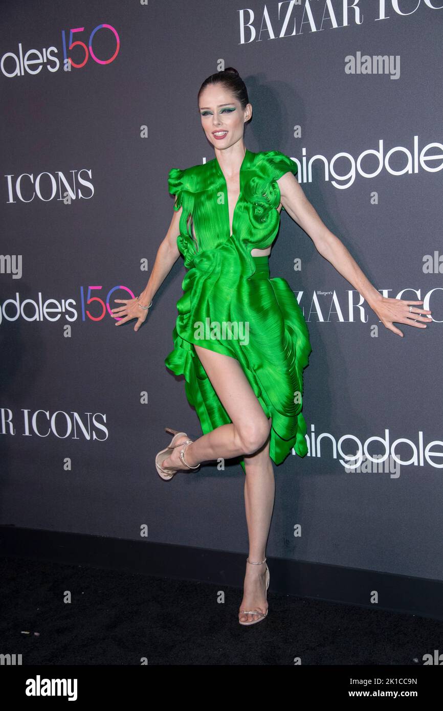 NEW YORK, NEW YORK - SEPTEMBER 09: Coco Rocha attends 2022 Harper's ...