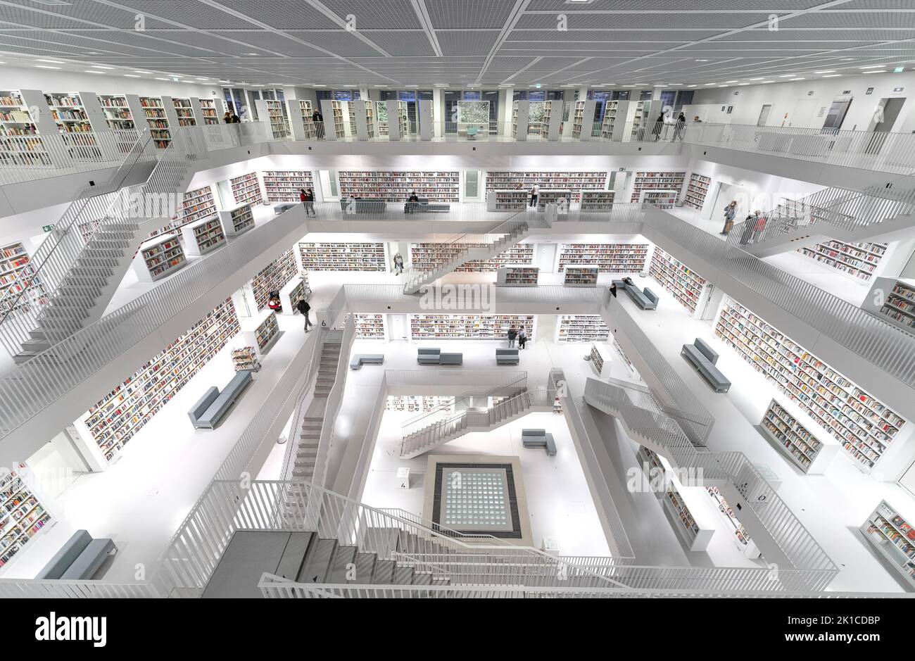 Modern library hi-res stock photography and images - Alamy