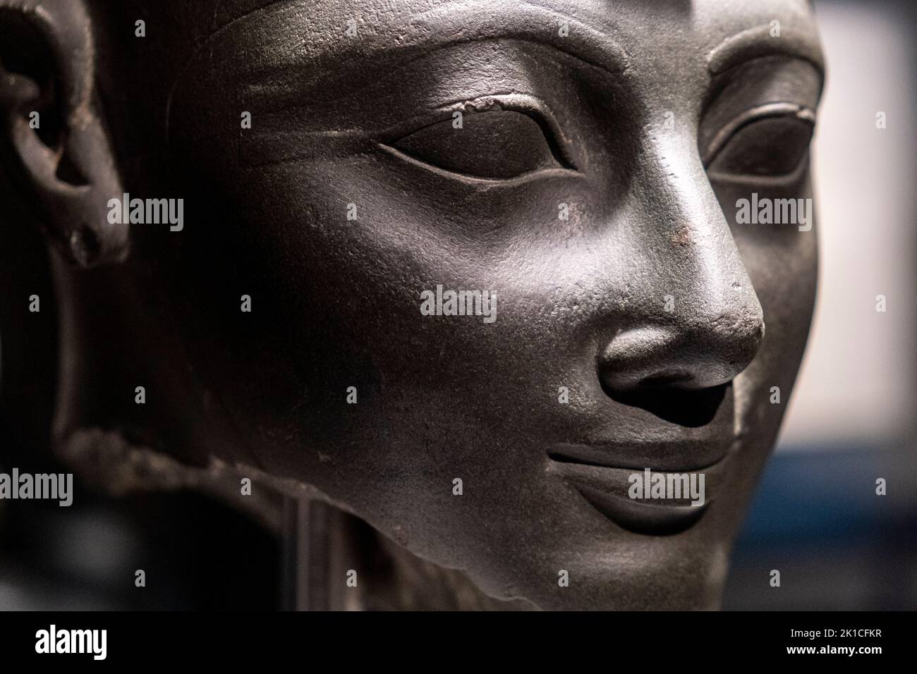 head of pharaoh Tuthmosis III, green siltstone, 18th dynasty, reign of ...