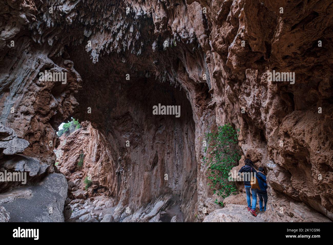 Imi N'Ifri natural bridge, Demnate, Atlas mountain range, morocco ...