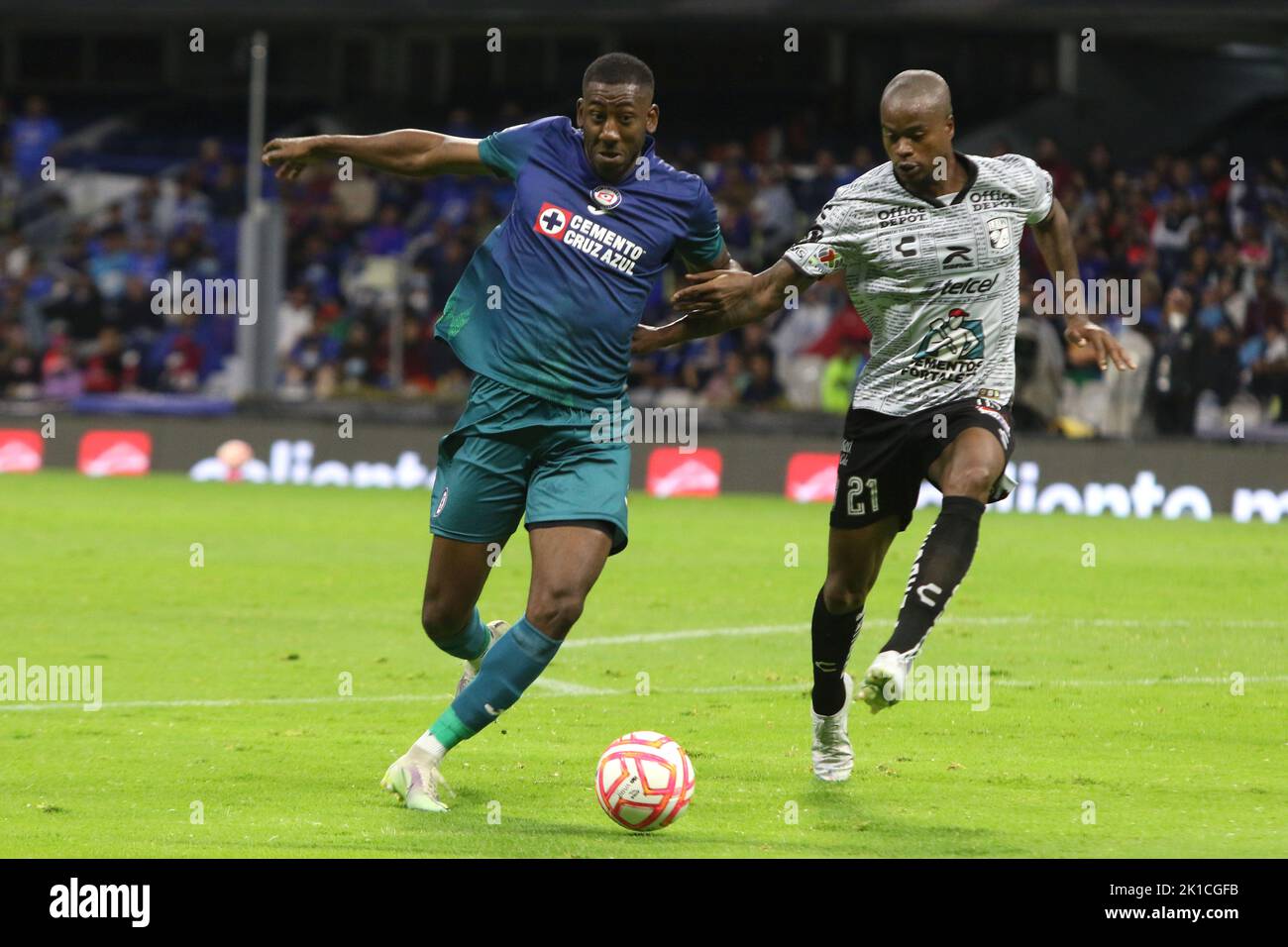 Mexico City, Mexico. 16th Sep, 2022. (L) Gonzalo Carneiro of Cruz Azul ...