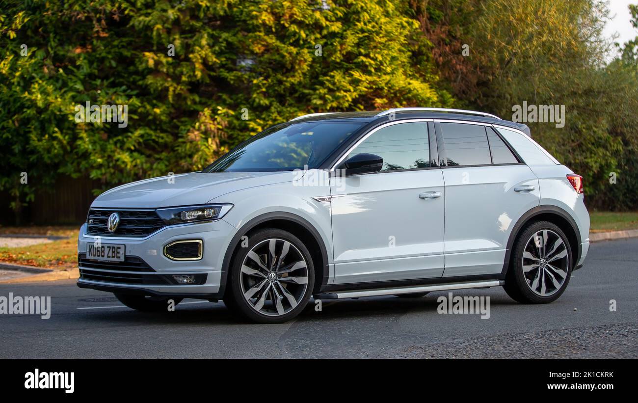 Vw t roc style hi-res stock photography and images - Alamy