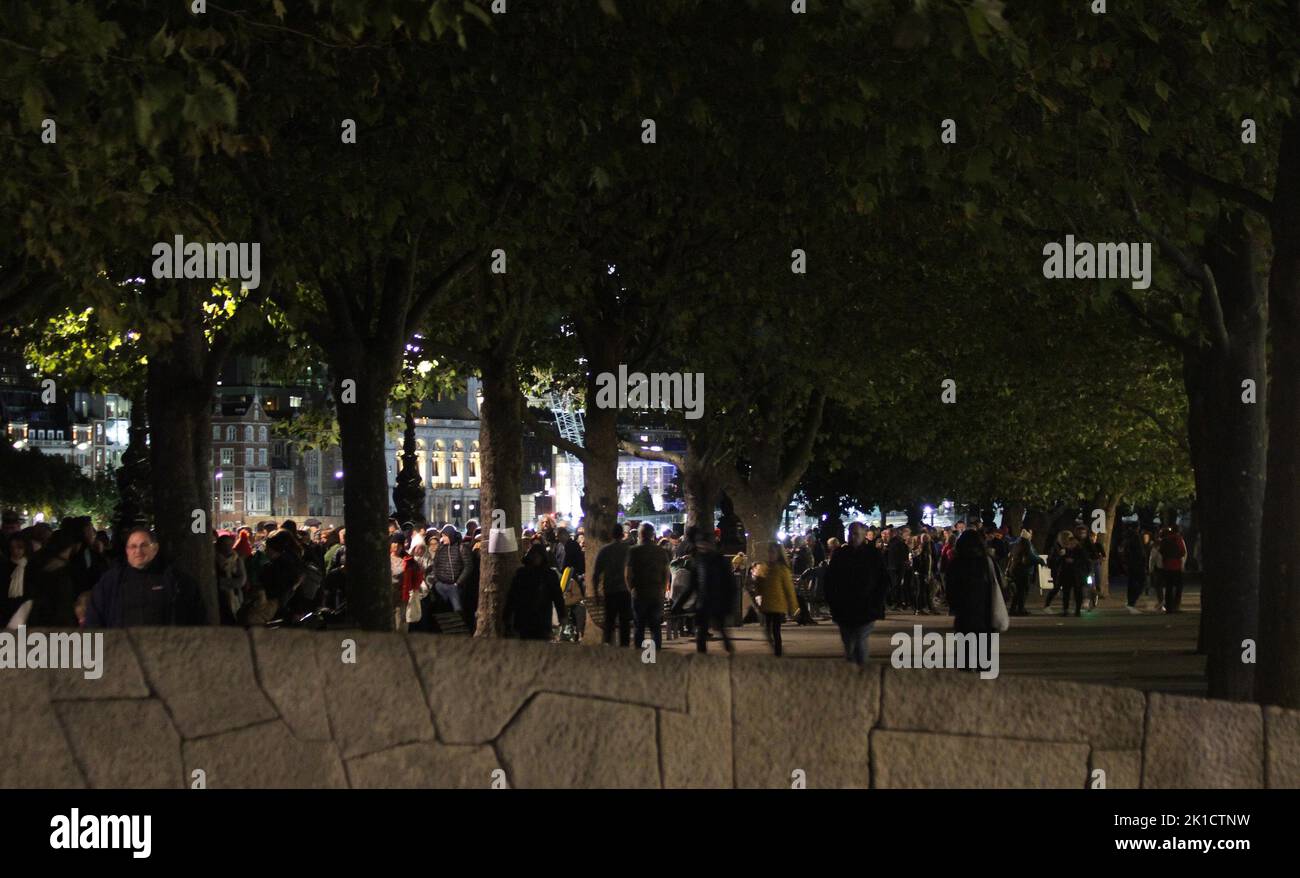 People are queueing to see the queen in state for 24 hours now. the ...