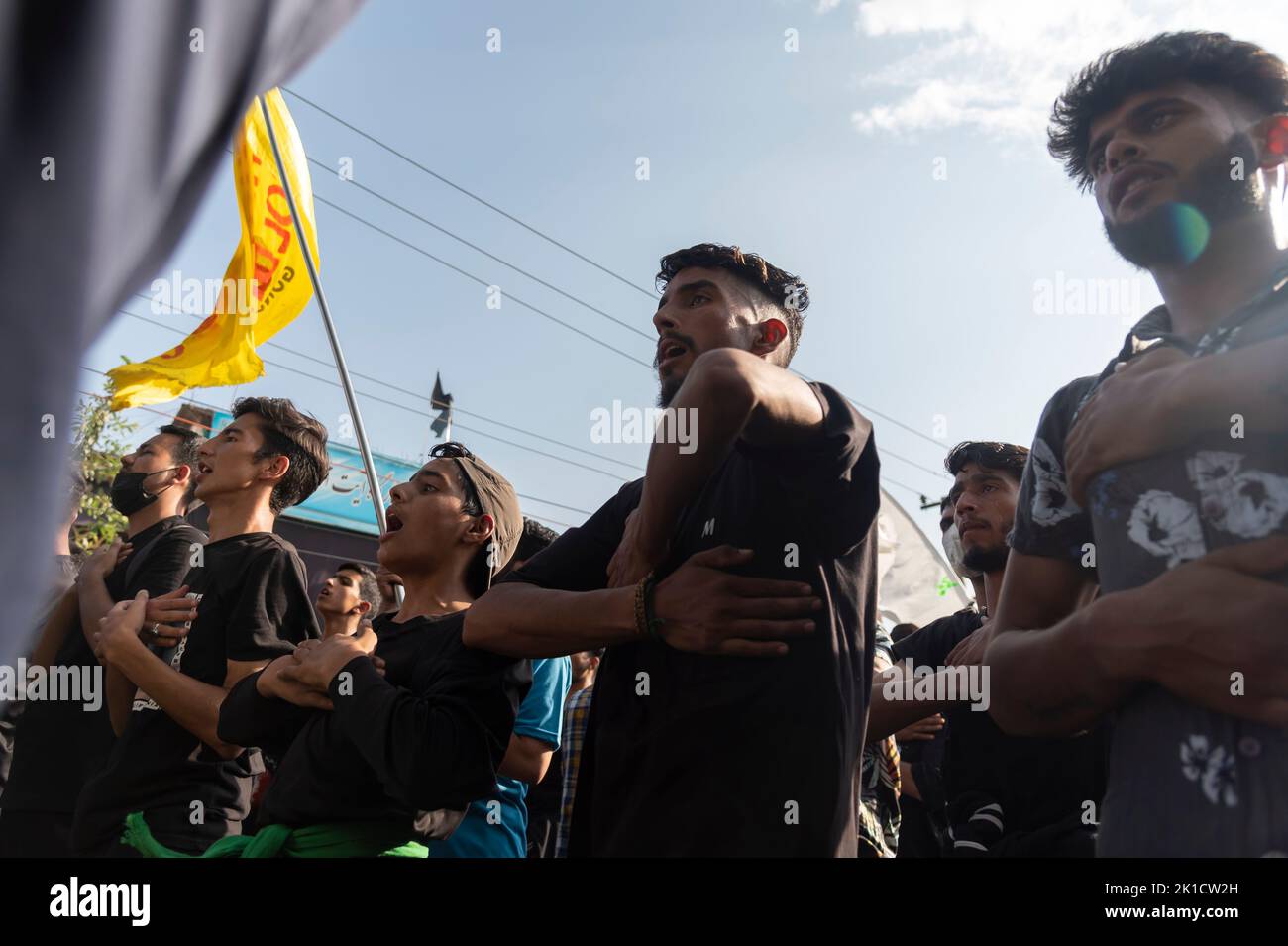 Srinagar, India. 17th Sep, 2022. Shia Muslims beat their chests during ...