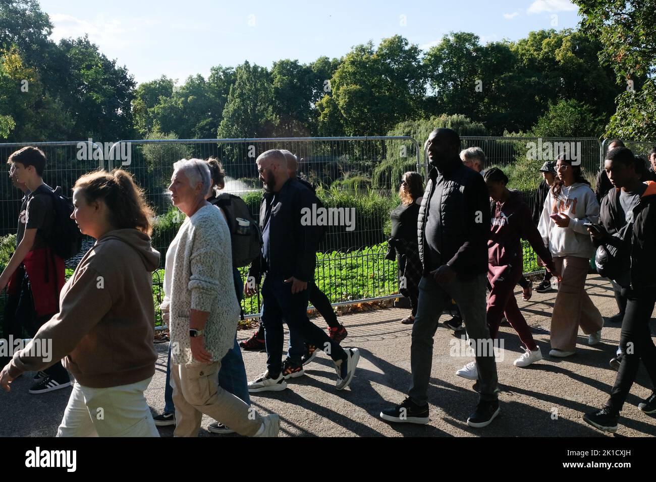 London, UK. 17th Sept 2022. Mourning the death of Queen Elizabeth II ...