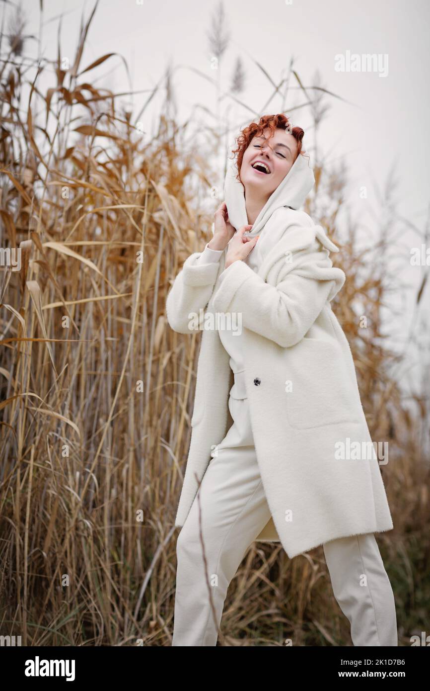 Action poses model hi-res stock photography and images - Alamy