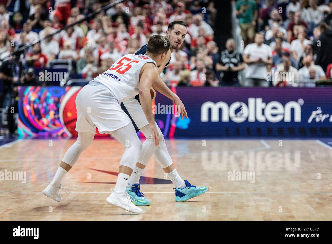 Berlin, Germany. 16th Sep, 2022. Thomas Heurtel (R) of France and Jakub ...