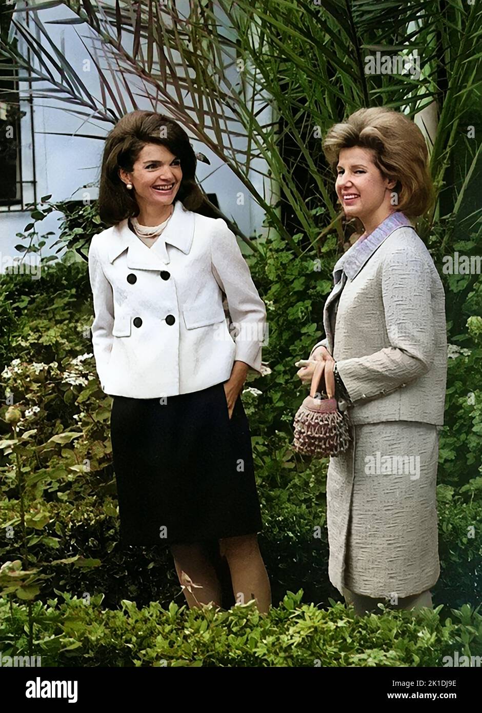 Jackie kennedy queen elizabeth hi-res stock photography and images - Alamy