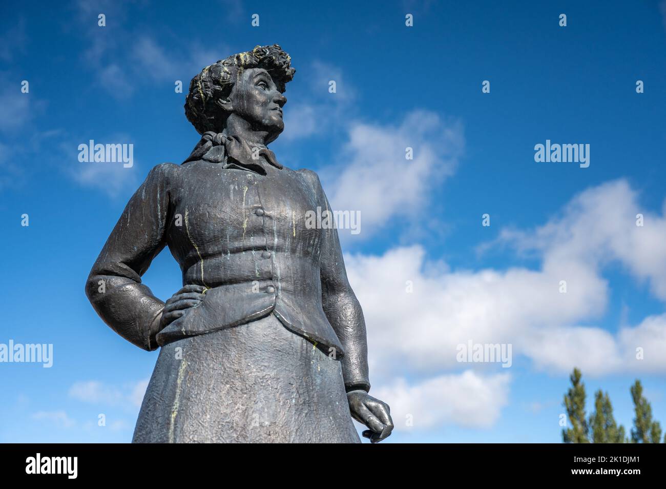 Statue of author Moa Martinson by Peter Linde in the old landscape. She ...
