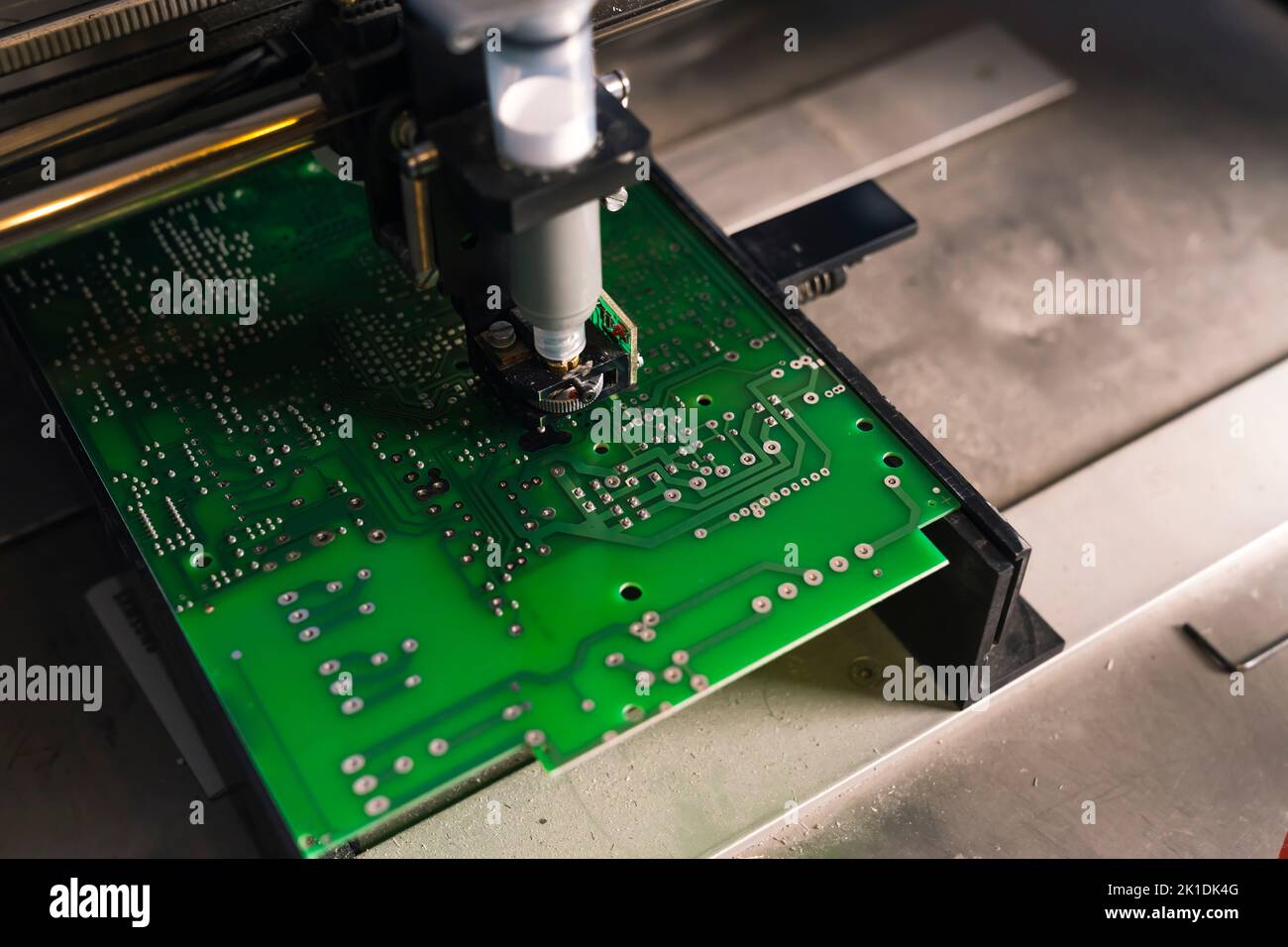 Soldering paste dispenser machine used on printed circuit board PCB ...
